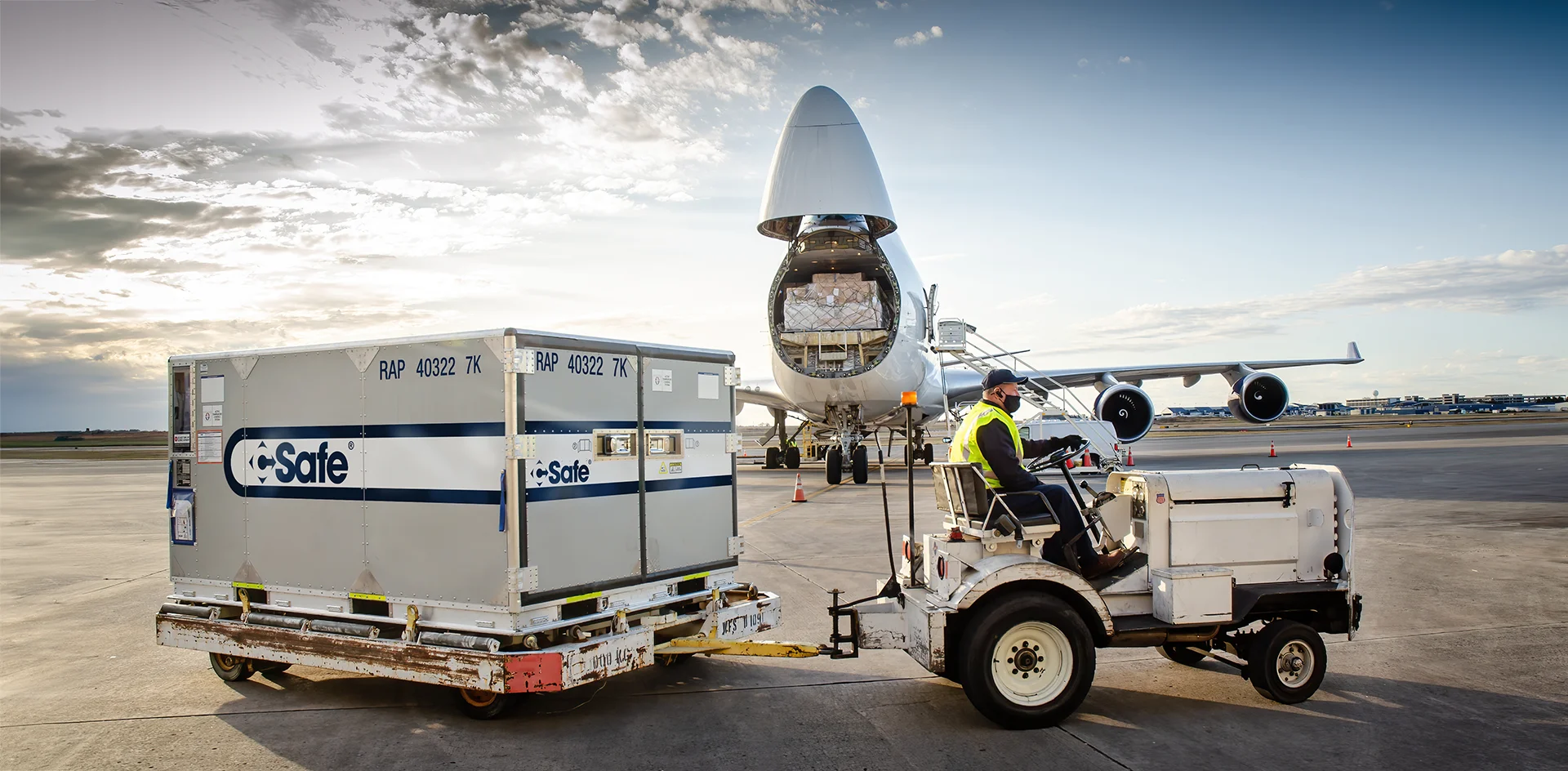 CSafe Bulk Air Cargo | Решения с контролируемой температурой